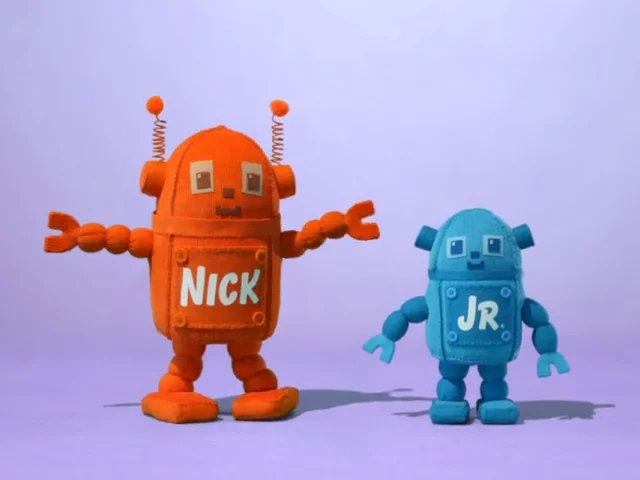 Nick Jr. - "Huggables" Dancing Plush Channel IDs