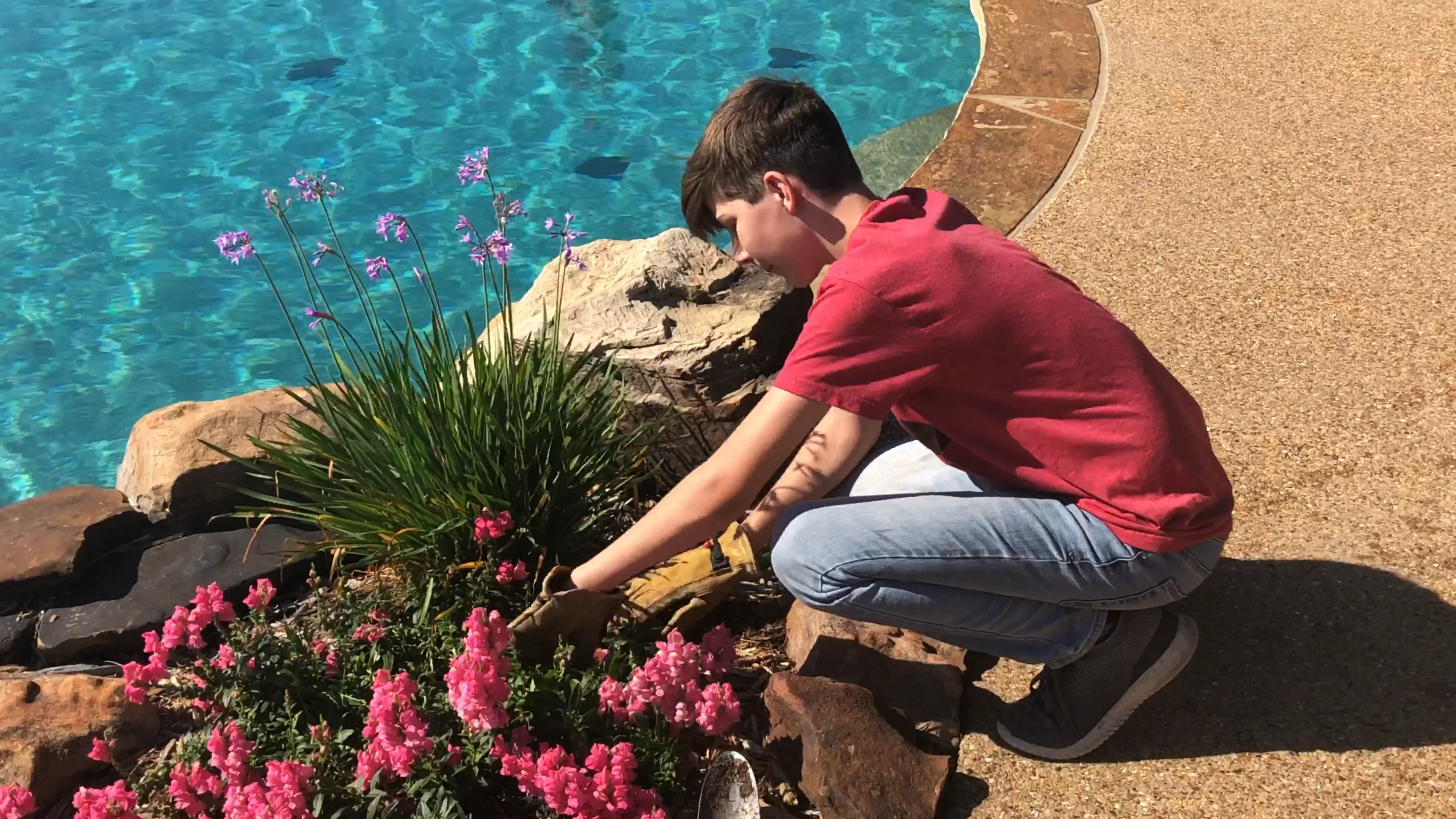 Tractor Supply -Landon Reimer -1st take planting flowers on Vimeo