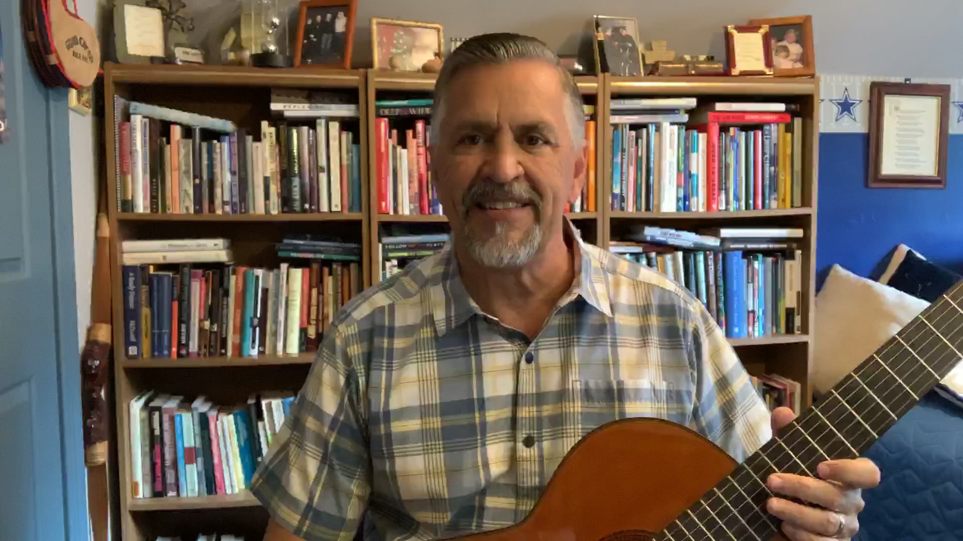 One Year Bible Devotions with Pastor Gary Combs on Vimeo