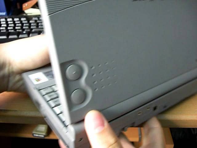 Toshiba Libretto 100CT on Vimeo