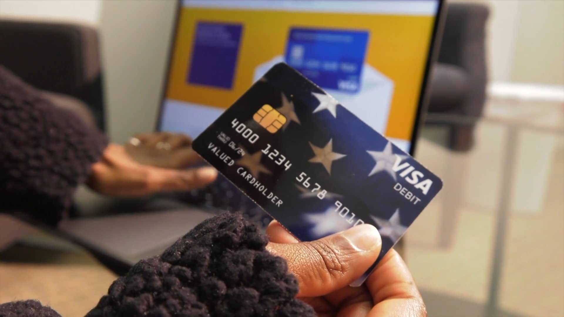 Government Payment Cards with Claudia Lombana on Vimeo