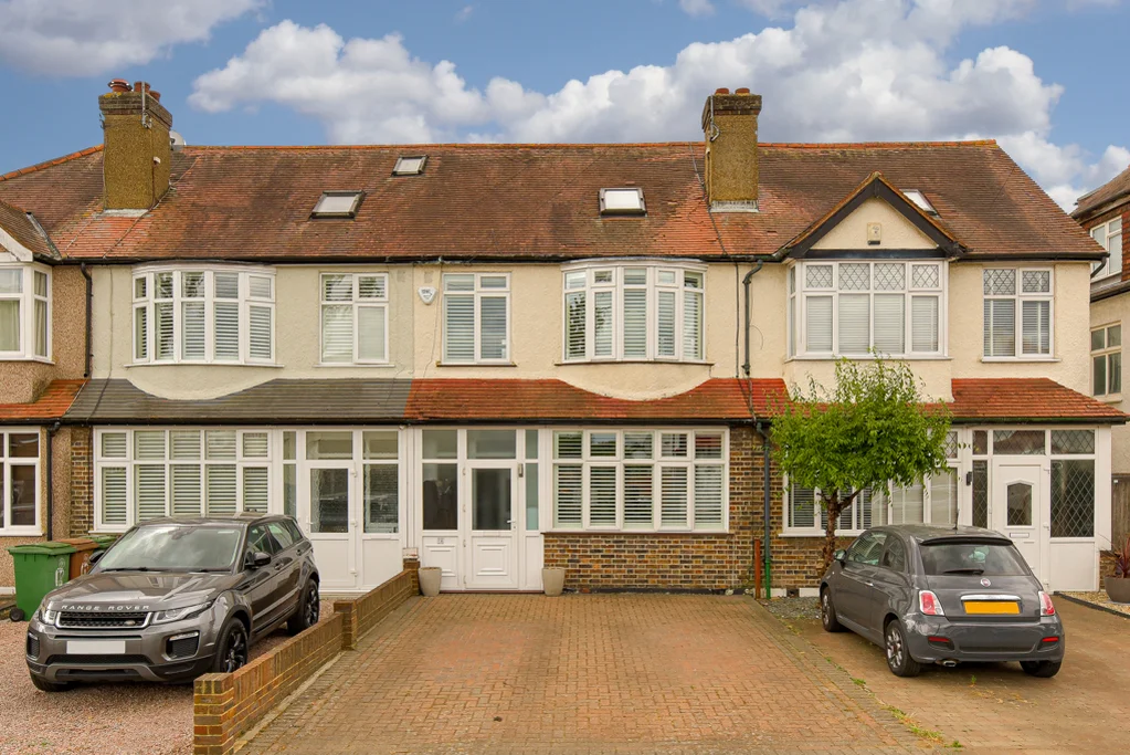 Sparrow Farm Road, Stoneleigh - The Personal Agent on Vimeo