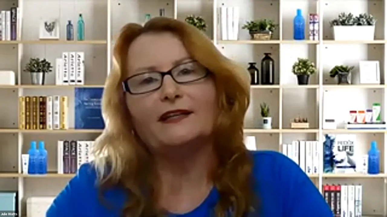 Julie Watts shares her Amazing Transformation Story with ASEA and Redox ...