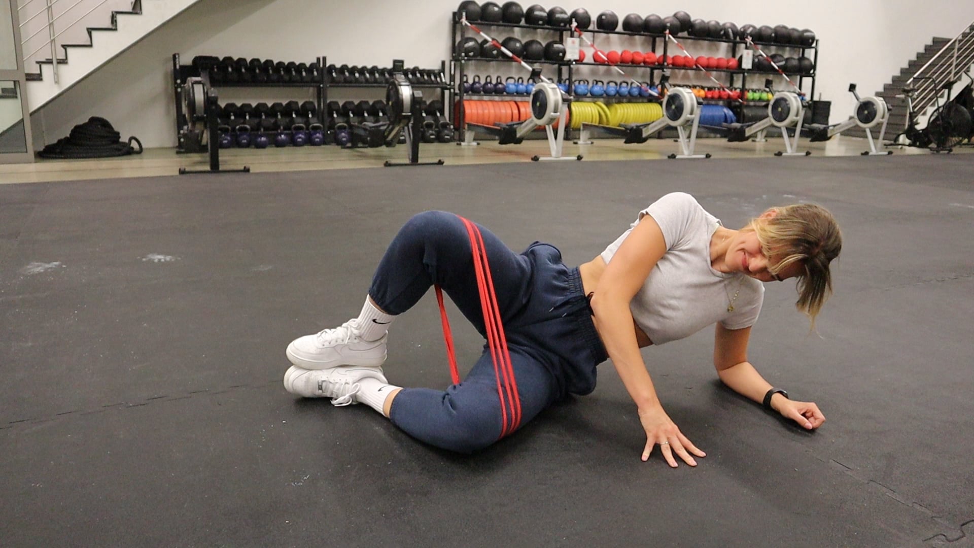 Banded clam shells on Vimeo