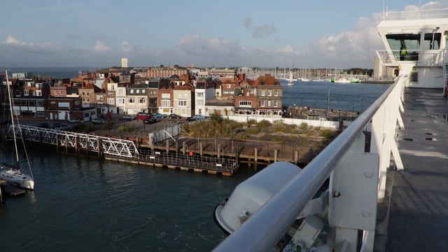 Portsmouth Harbour Port - Free video on Pixabay