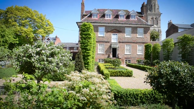 Watlington House, Reading on Vimeo