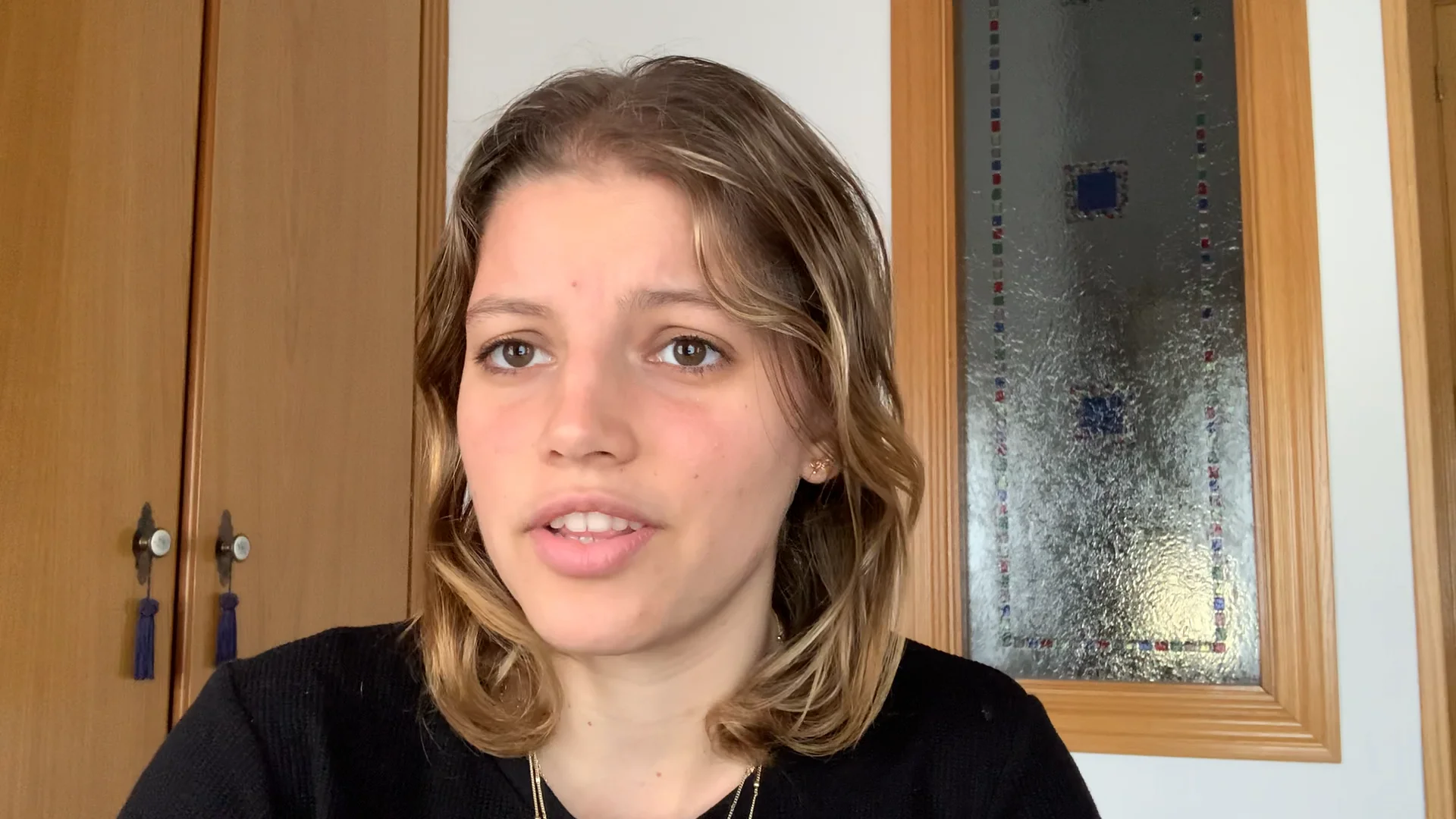 Anika R. tutor video introduction on Preply on Vimeo