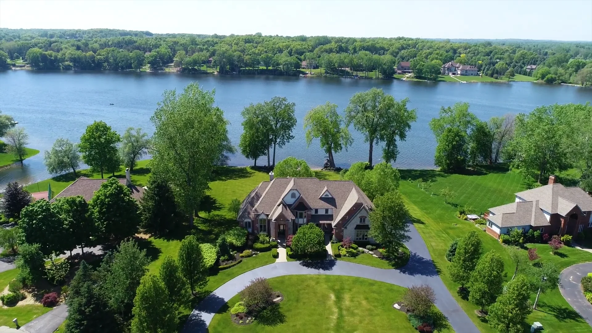 564 Shrewsbury Drive, Clarkston, Michigan, 48348