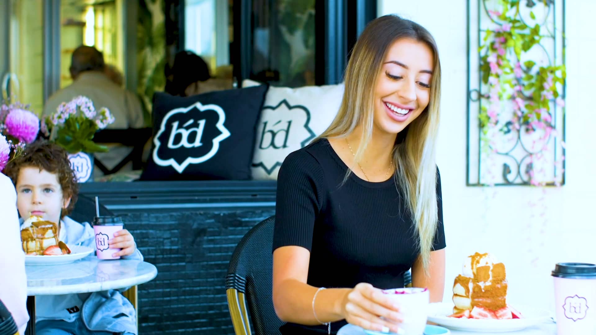 Bella Dee_16 on Vimeo