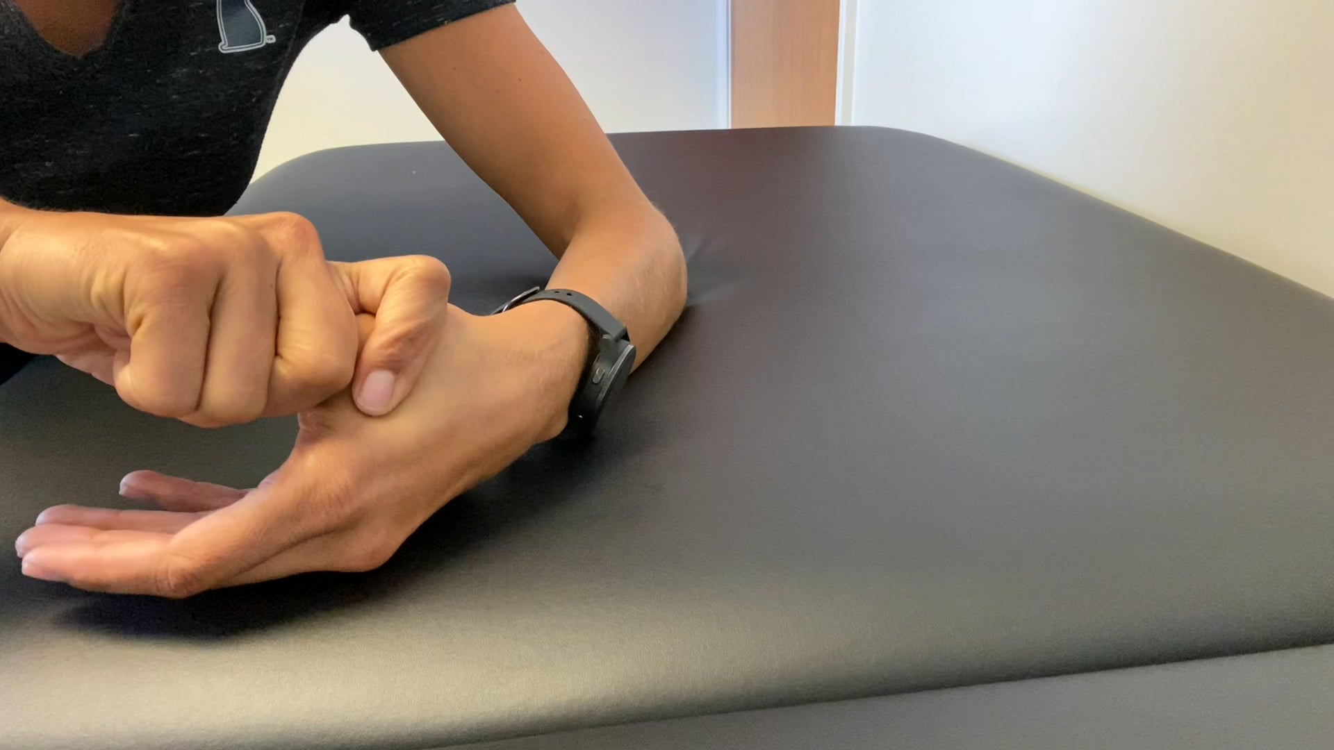 Thumb Self-Mobilizations on Vimeo