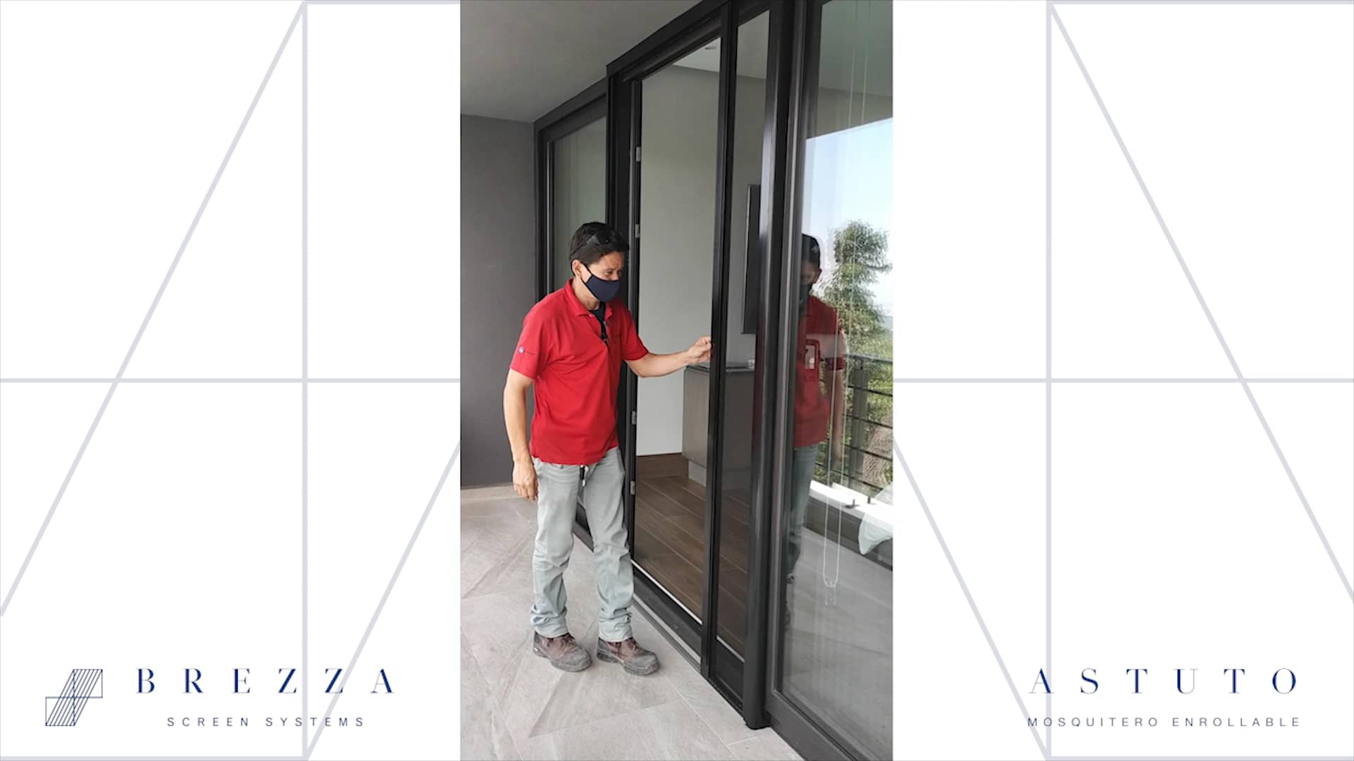 ASTUTO - Mosquitero Enrollable Lateral Negro - Brezza Screens on Vimeo