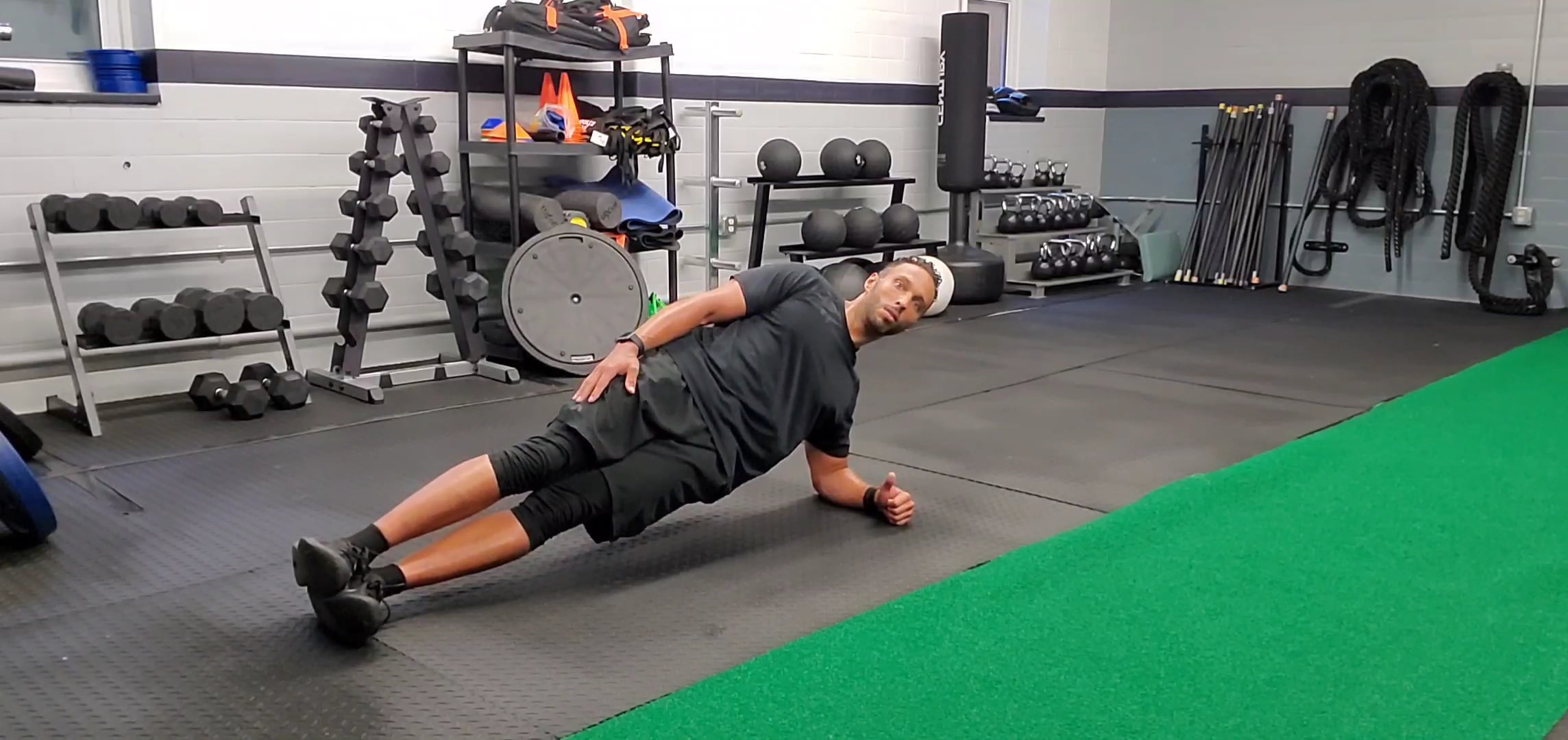 Side Plank / Modified Side Plank on Vimeo