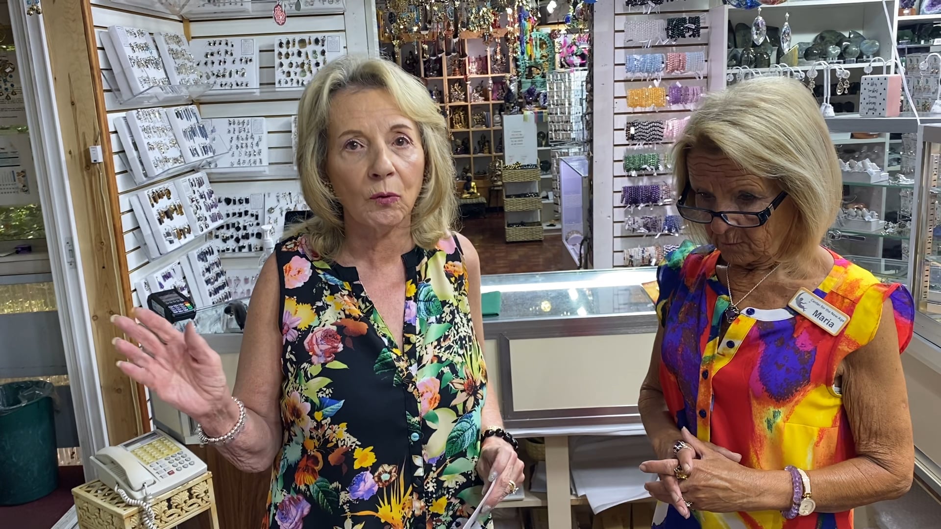 Anita & Maria on Gemstones - Feng Shui by Anita & Maria on Vimeo