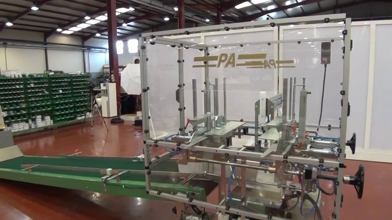 PA- Máquina plegadora de cajas de cartón / BOIX / AMECSA on Vimeo