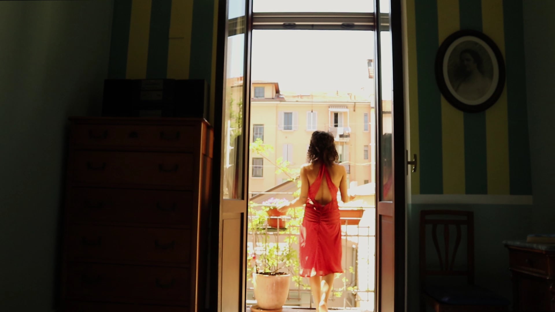 Voyeur- Viola Bertolini on Vimeo