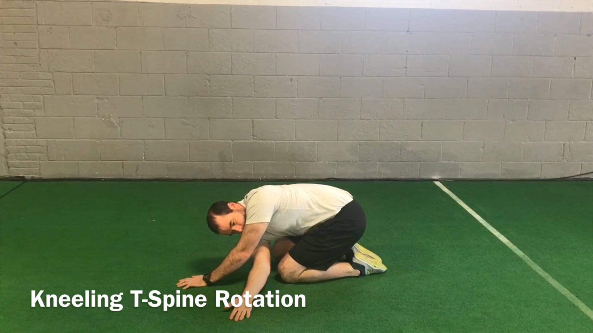 Kneeling T-Spine Rotation on Vimeo