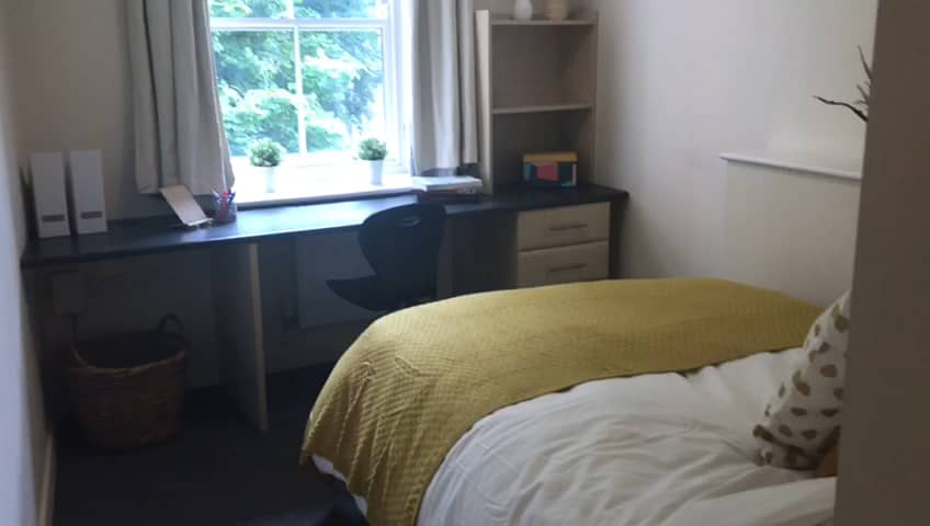 Hello Student Accommodation - Silver Ensuite, Isca Lofts, Exeter on Vimeo