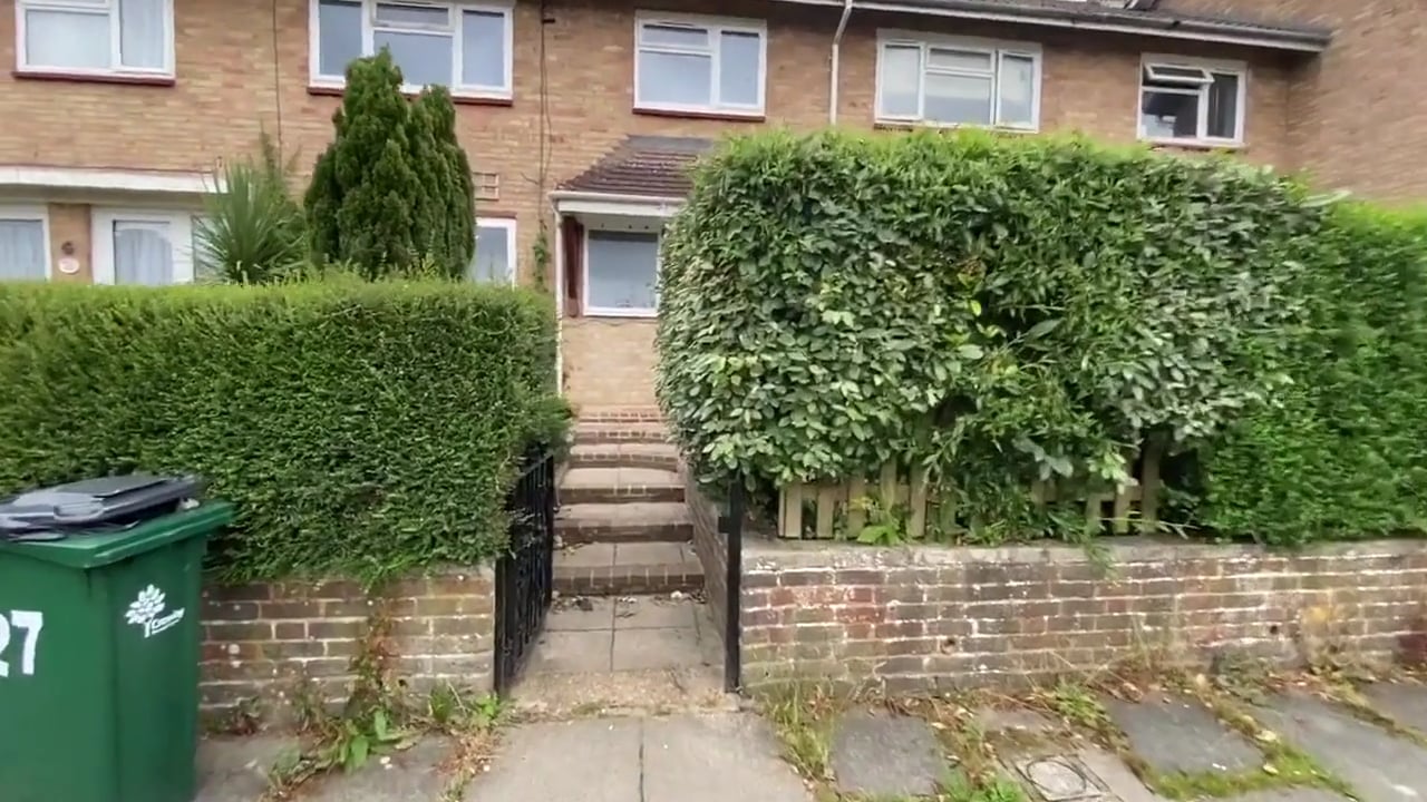 20417971 - Ifield - Crawley on Vimeo