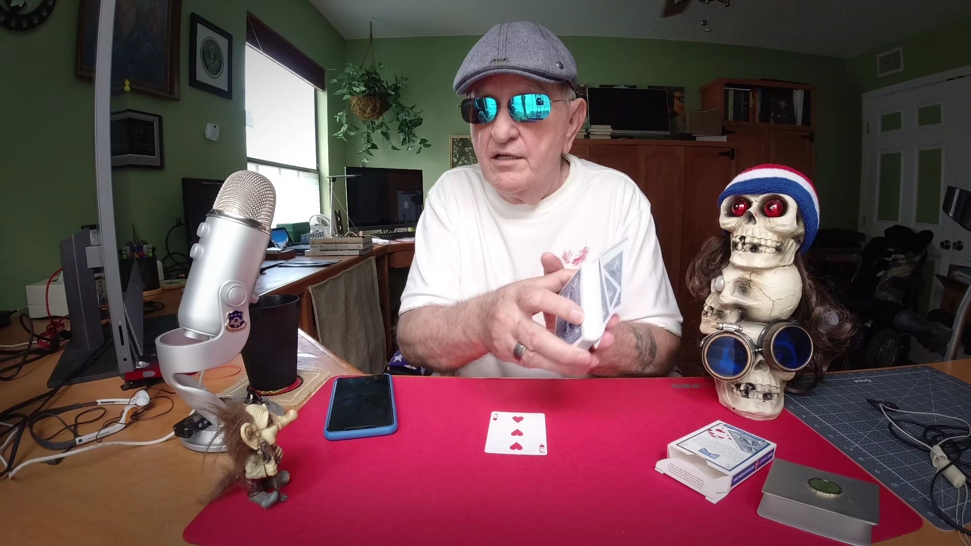 Siri Talks To Me on Vimeo