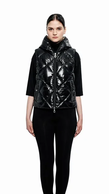 AZELFAFAGE- DUVETICA 2020AW on Vimeo