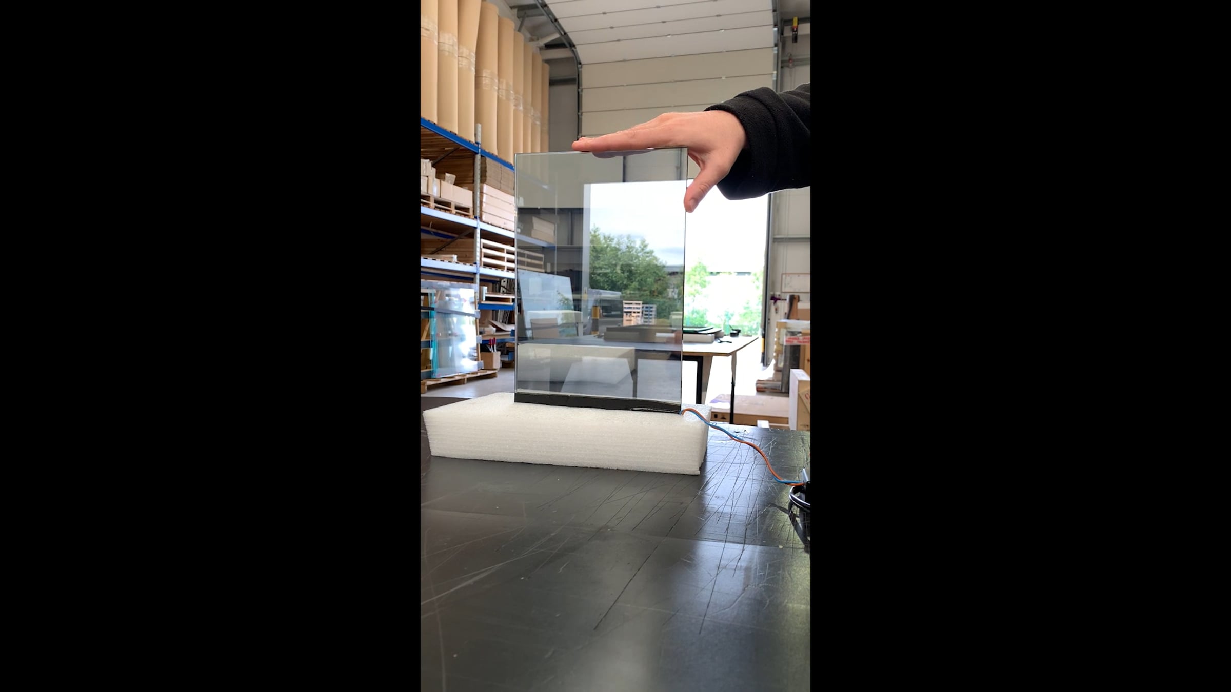 Switchable Mirror Glass