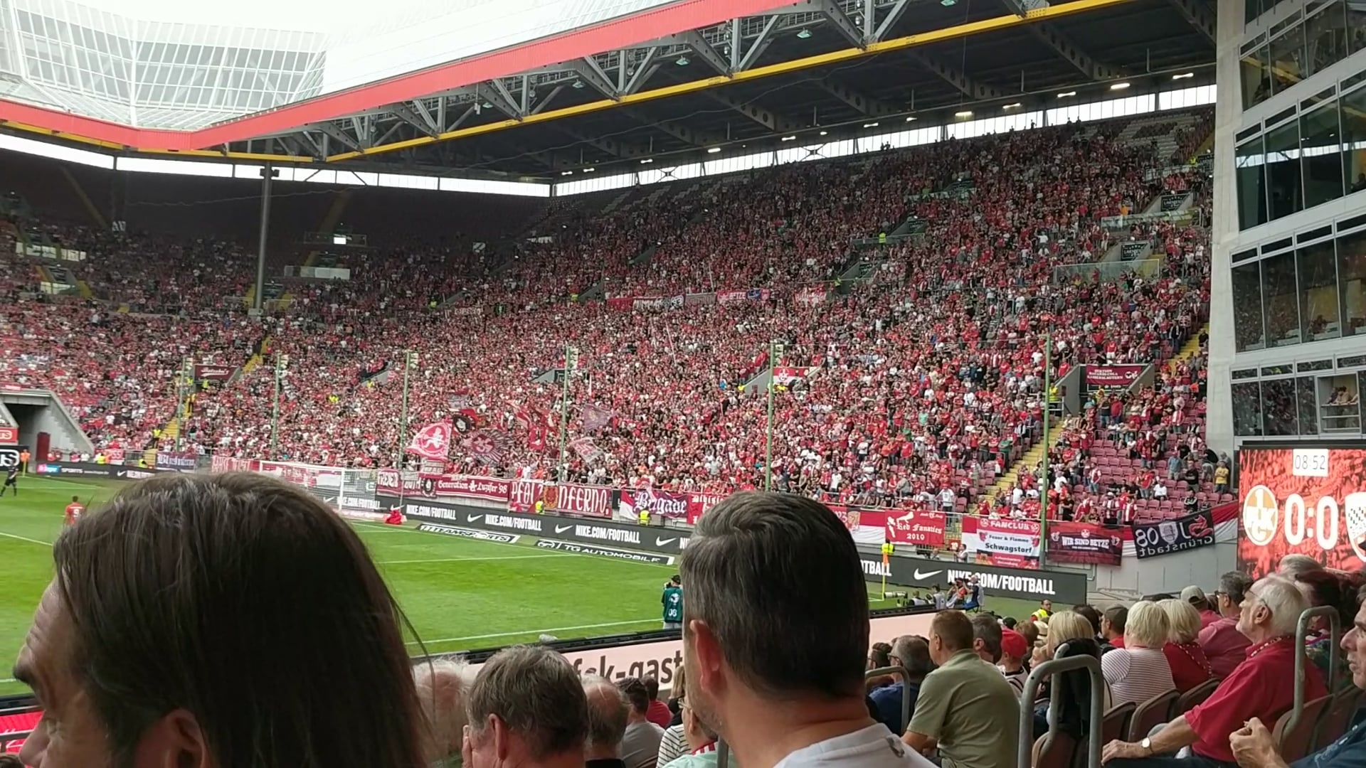 Manchester United @ DHL InMotion - 5f01960498a46524095593 on Vimeo