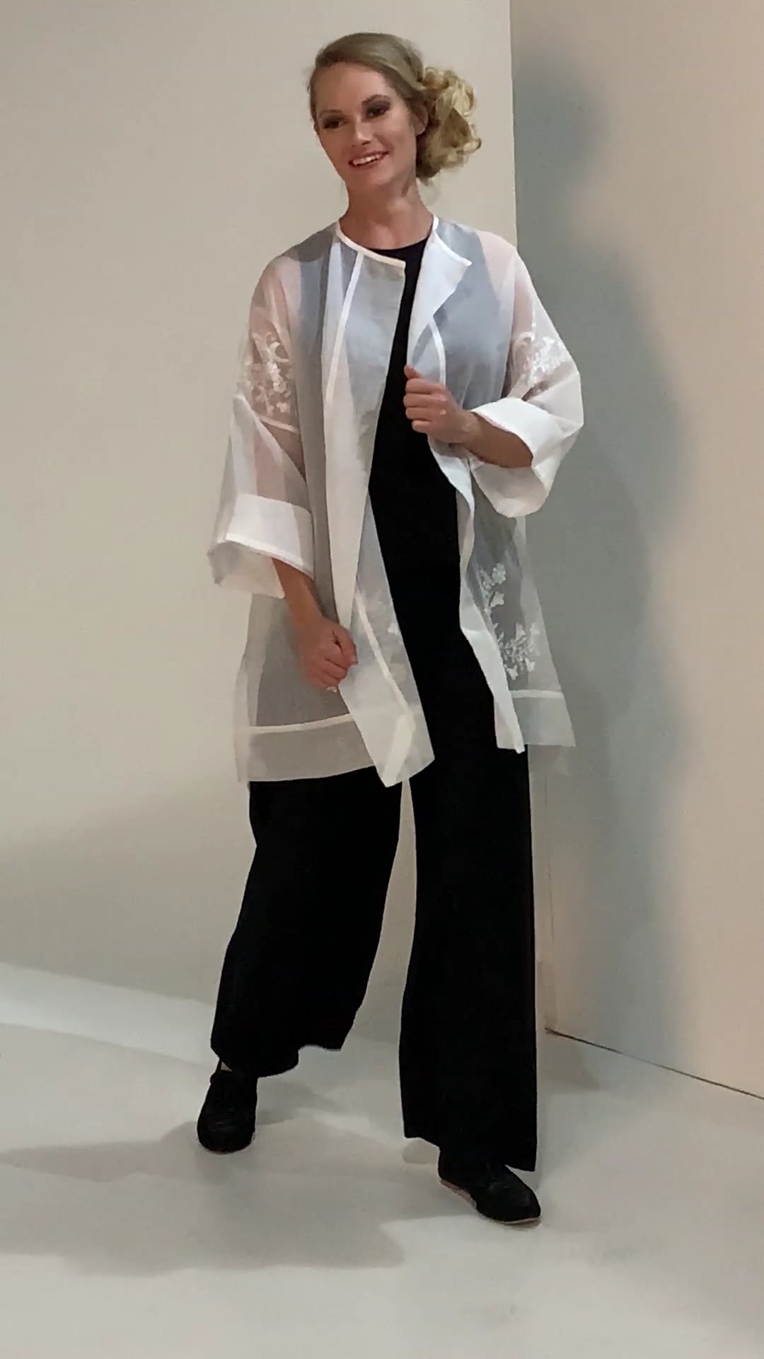 Sheer Kimono on Vimeo