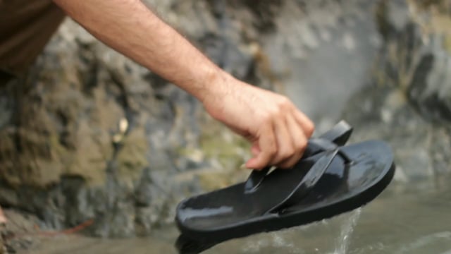 Slippers Float Water - Free video on Pixabay