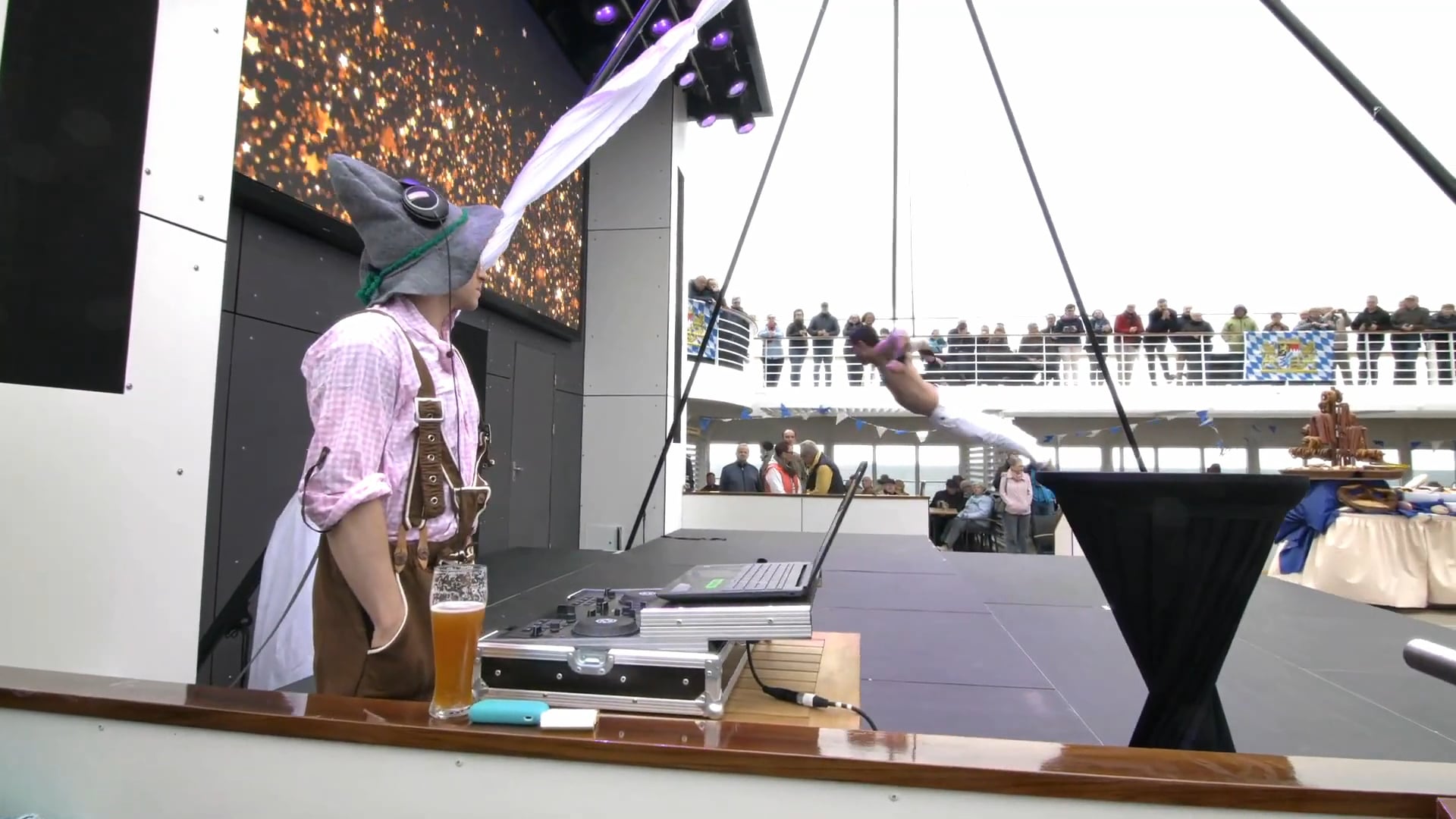 Aerial Acrobatic Duo on Vimeo