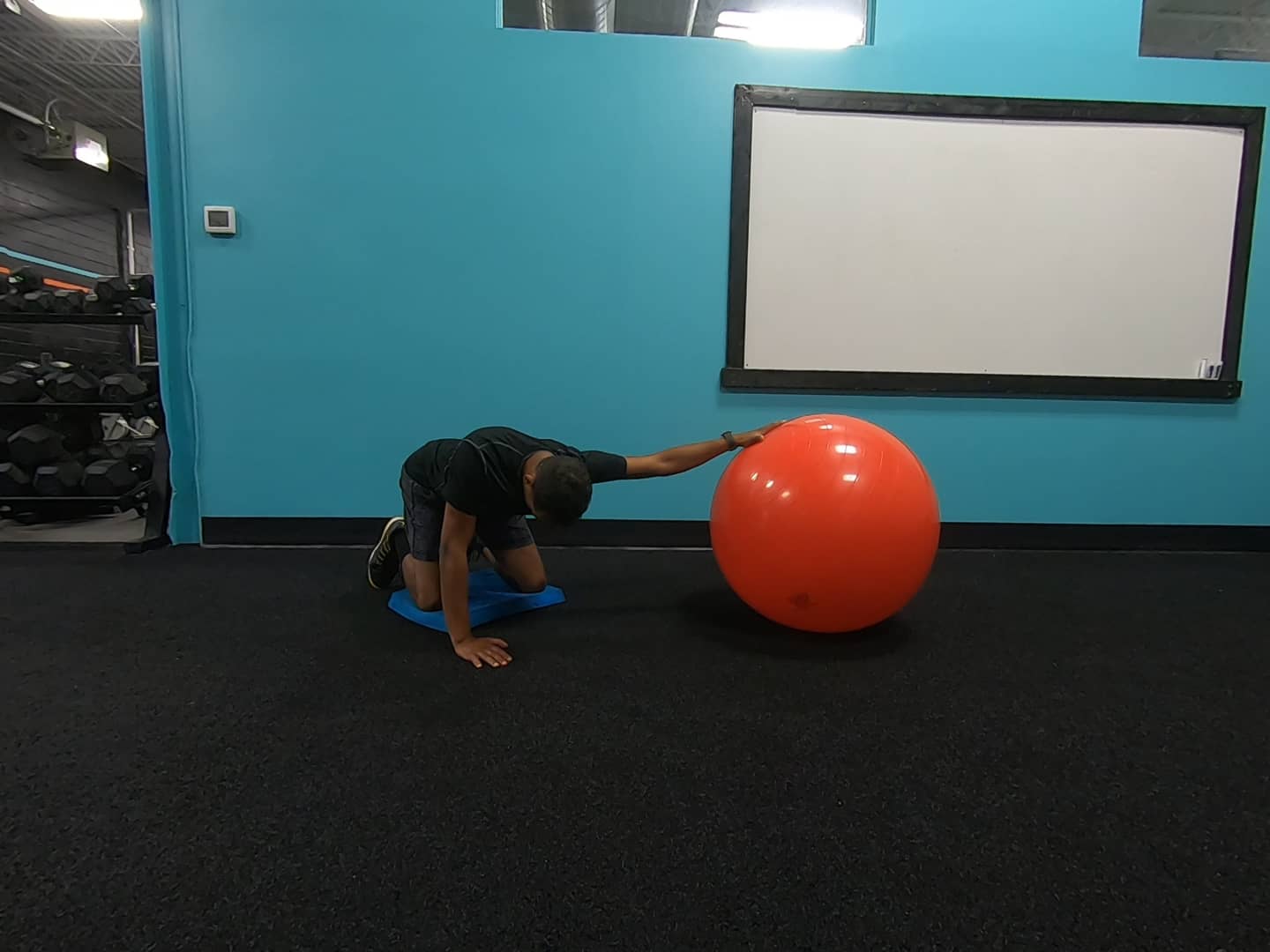 Swiss Ball Pec Major Stretch on Vimeo