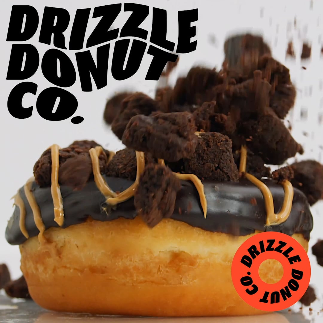 Drizzle Donuts | Falling Toppings on Vimeo