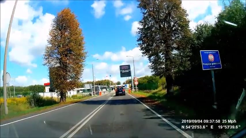 Border crossing, Gronowo Poland - Mamonovo Kaliningrad on Vimeo