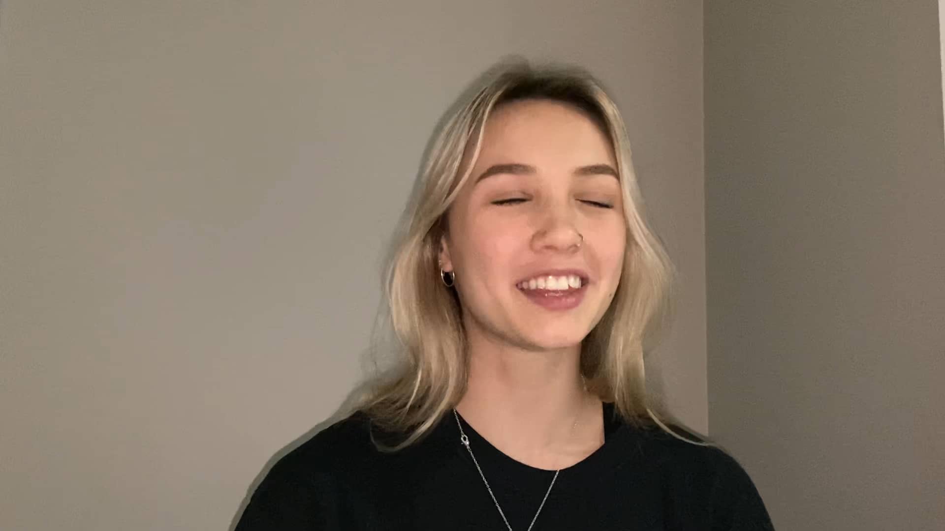 Claire screen test - Tyneak H on Vimeo