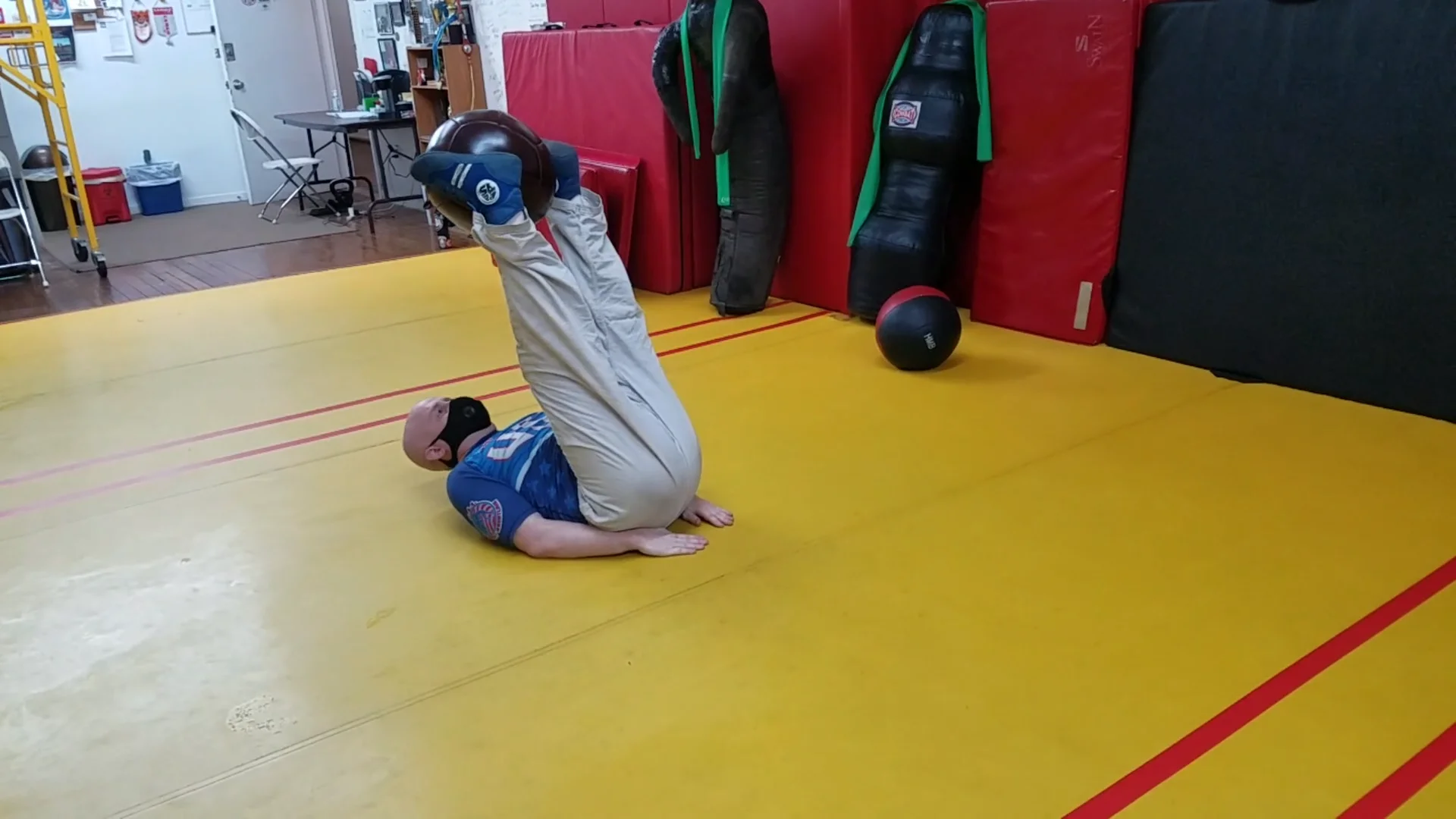 Watch Solo Drill - Medicine Ball Leg Raise, Press & Sit Up Online ...