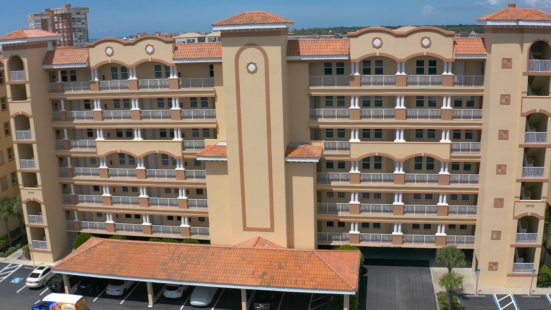 Redington Shores Yacht and Tennis Club Residence # 204 on Vimeo