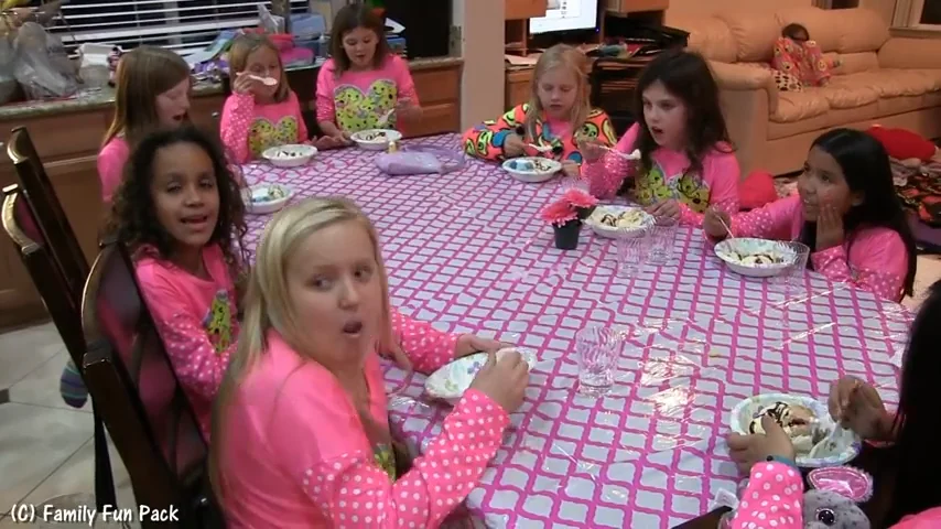 Best Ever BFF Sleepover - BlueConvertcom