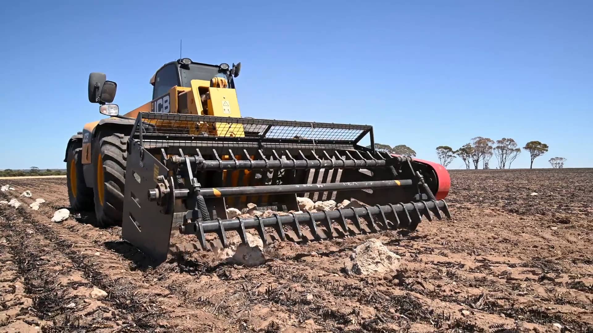 Himac Telehandler Rock Picker - Himac Attachments on Vimeo