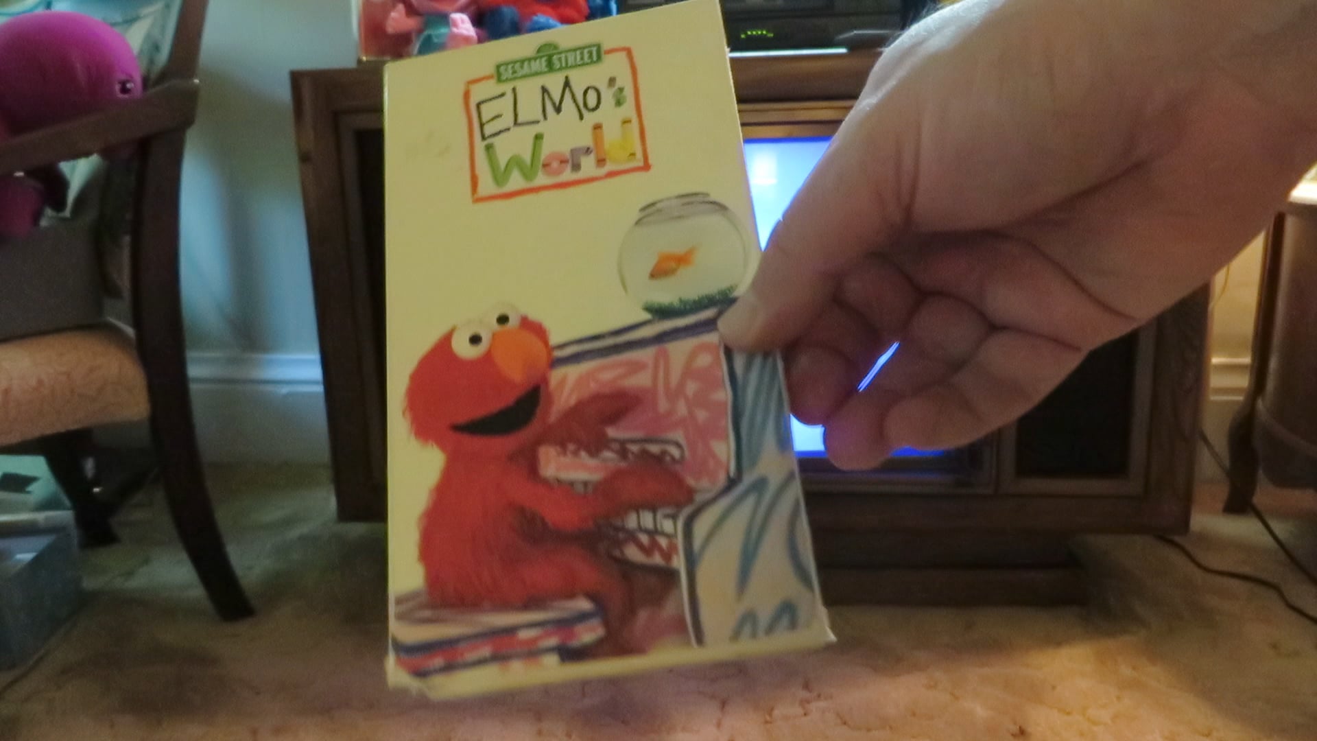 A 1985 Curtis Mathes Color Console, Model K265RL, Test Playing Elmo's ...