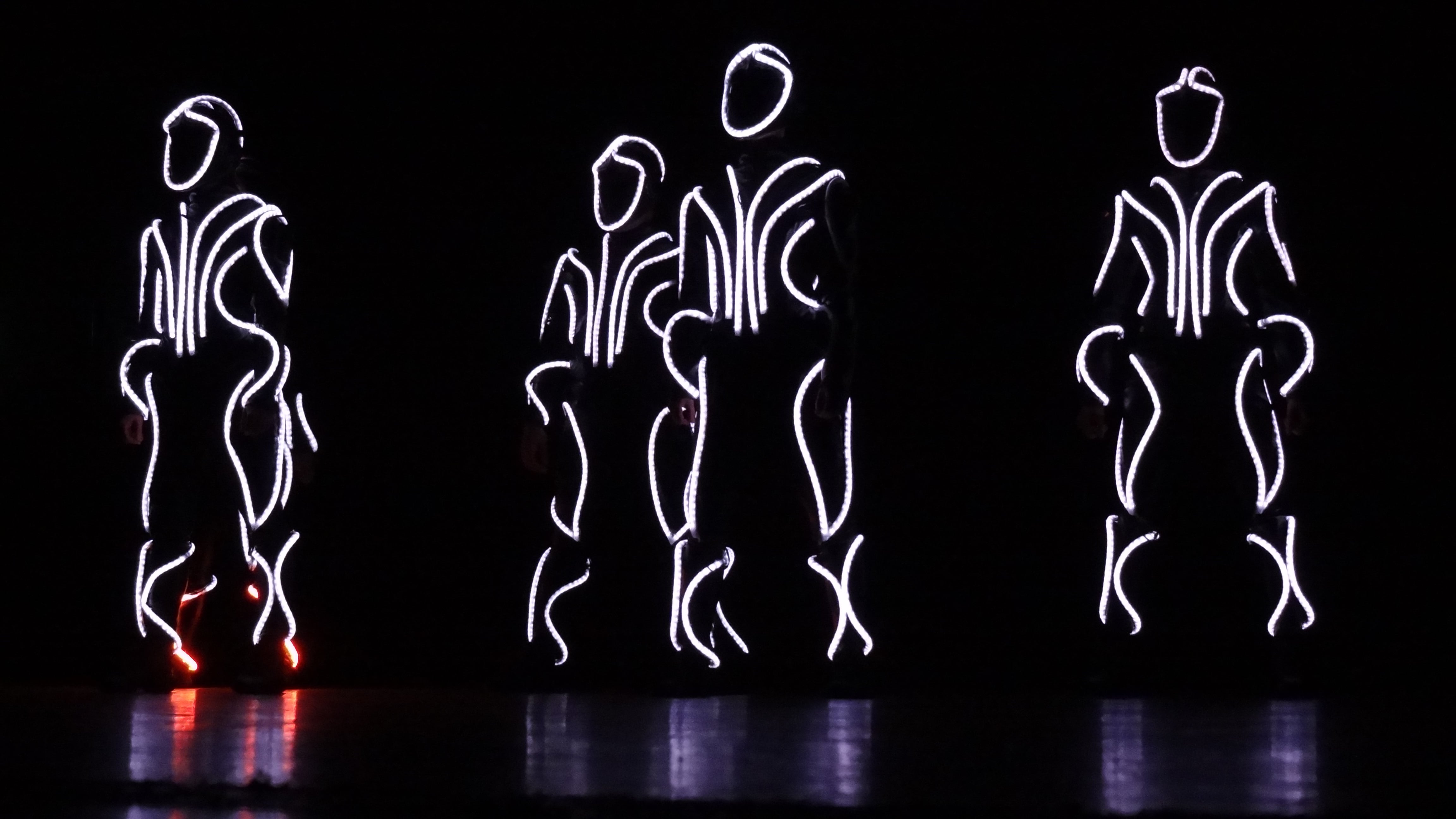 LED Dance Performance Show | Unique Showacts by FOGELKAISER on Vimeo