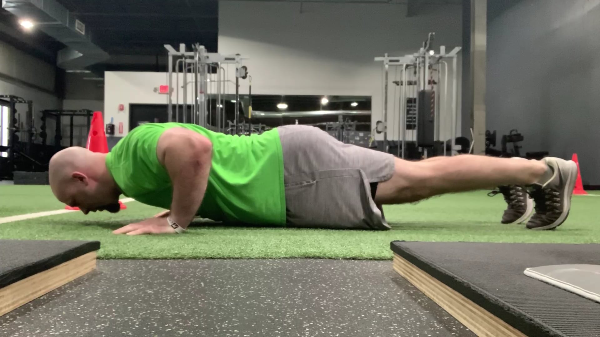 ISO-DYNAMIC PUSH UP MAX REP on Vimeo