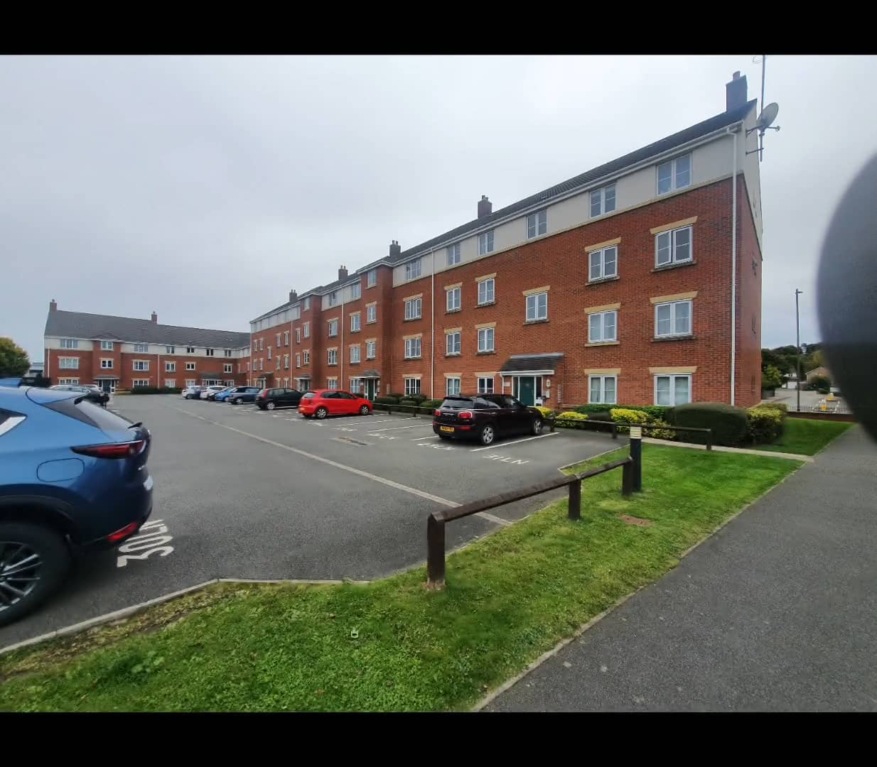 Linacre House - For Rent - Pinewood Properties on Vimeo