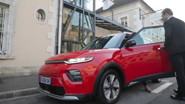 Epicurieux #1 | La Côte Saint-Jacques en Kia E-Soul on Vimeo