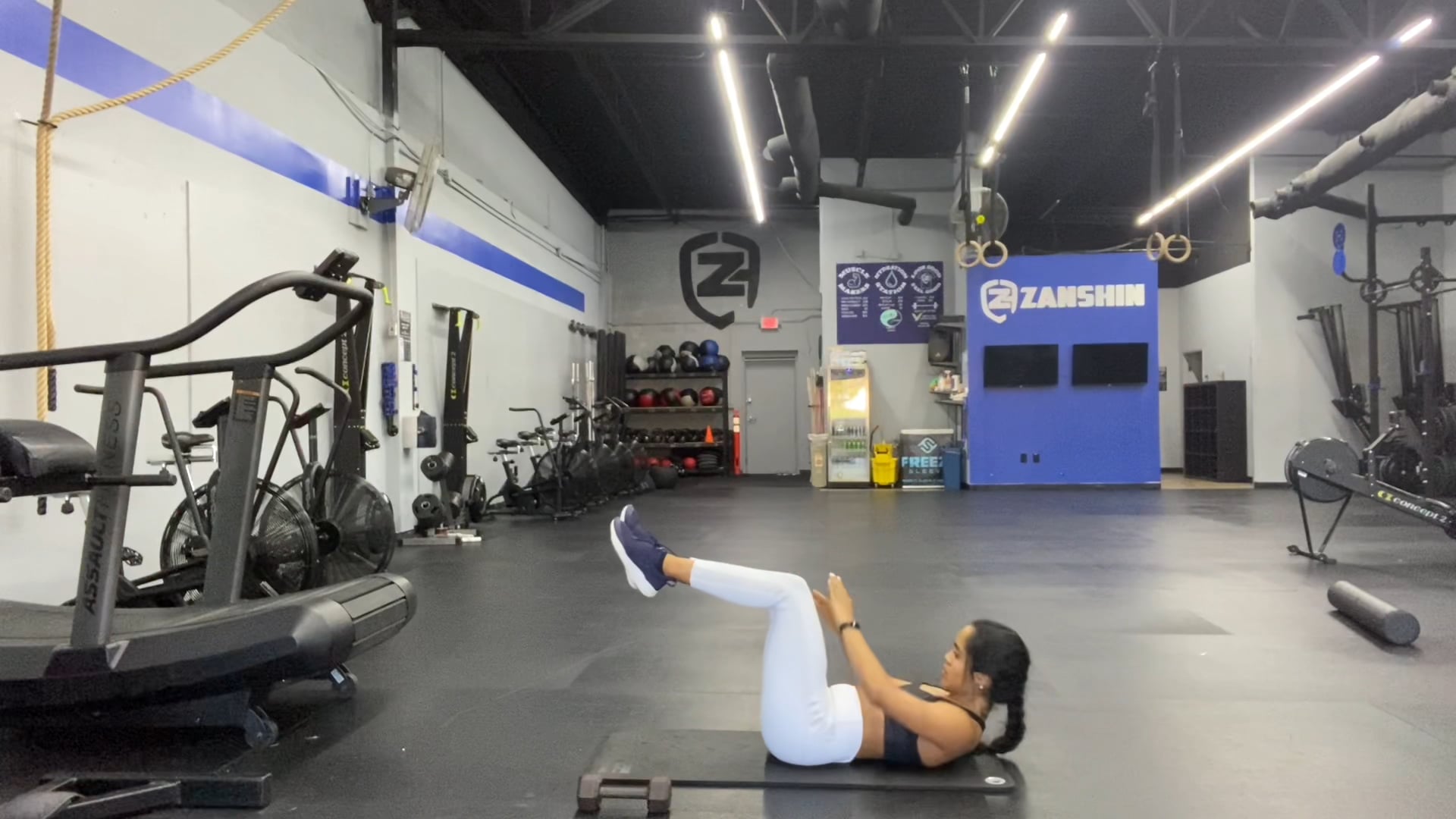 Side Reach Crunch on Vimeo