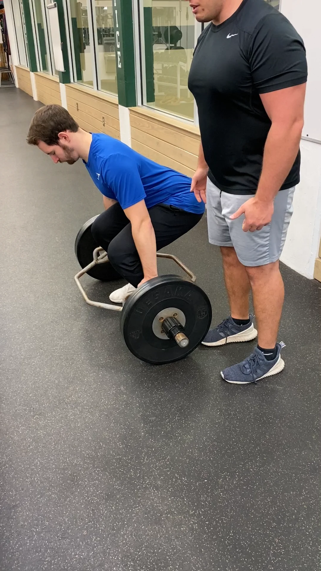 Trap Bar Power Shrug/Clean on Vimeo