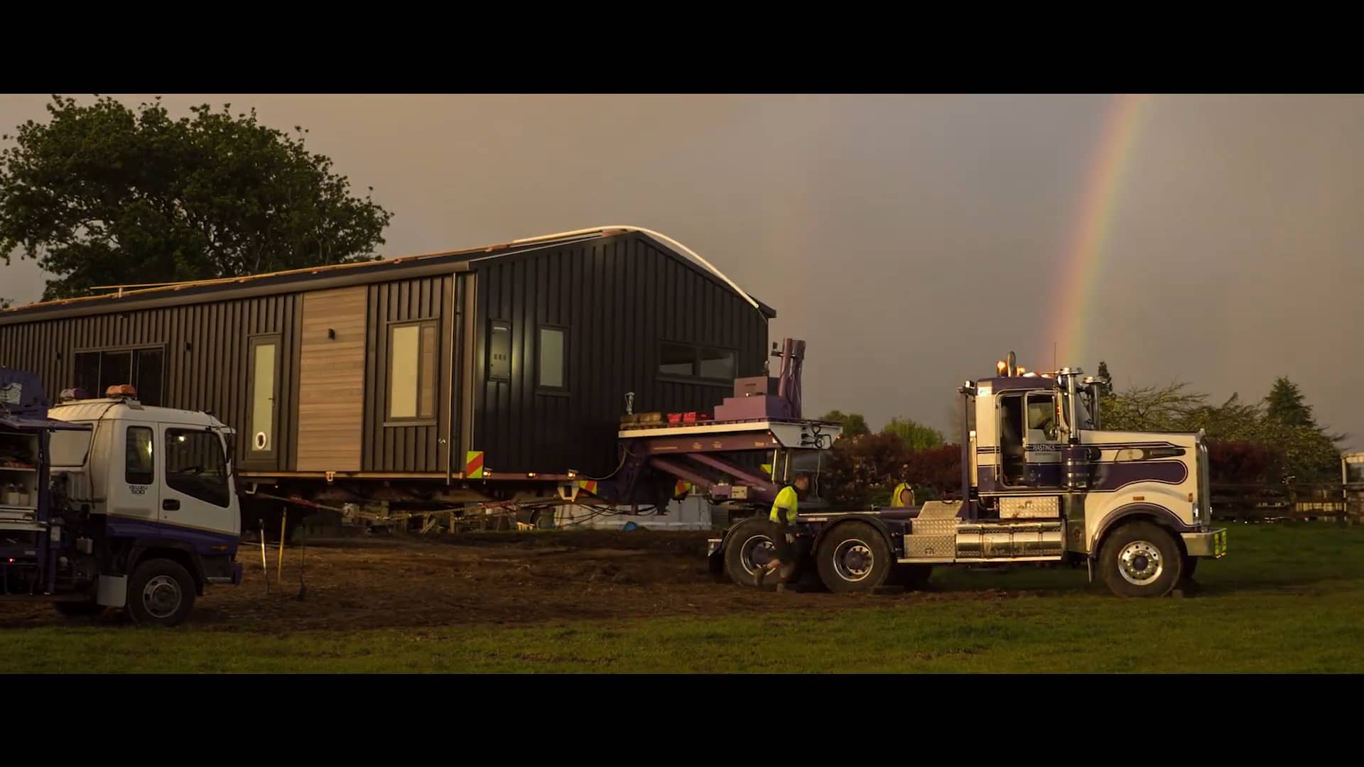 Elevate Transportable Homes Big House Move on Vimeo
