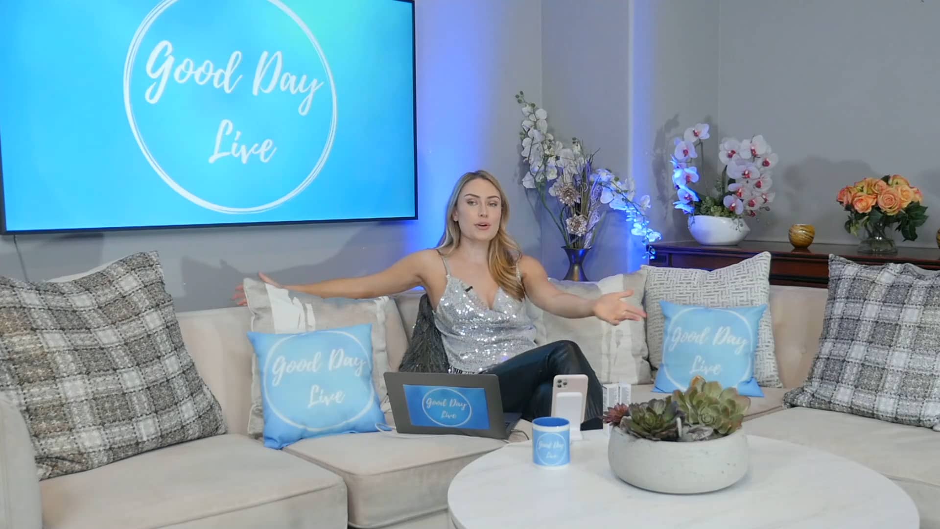 Lifestyle with Laura | The Drop Collection Try On Haul on Vimeo