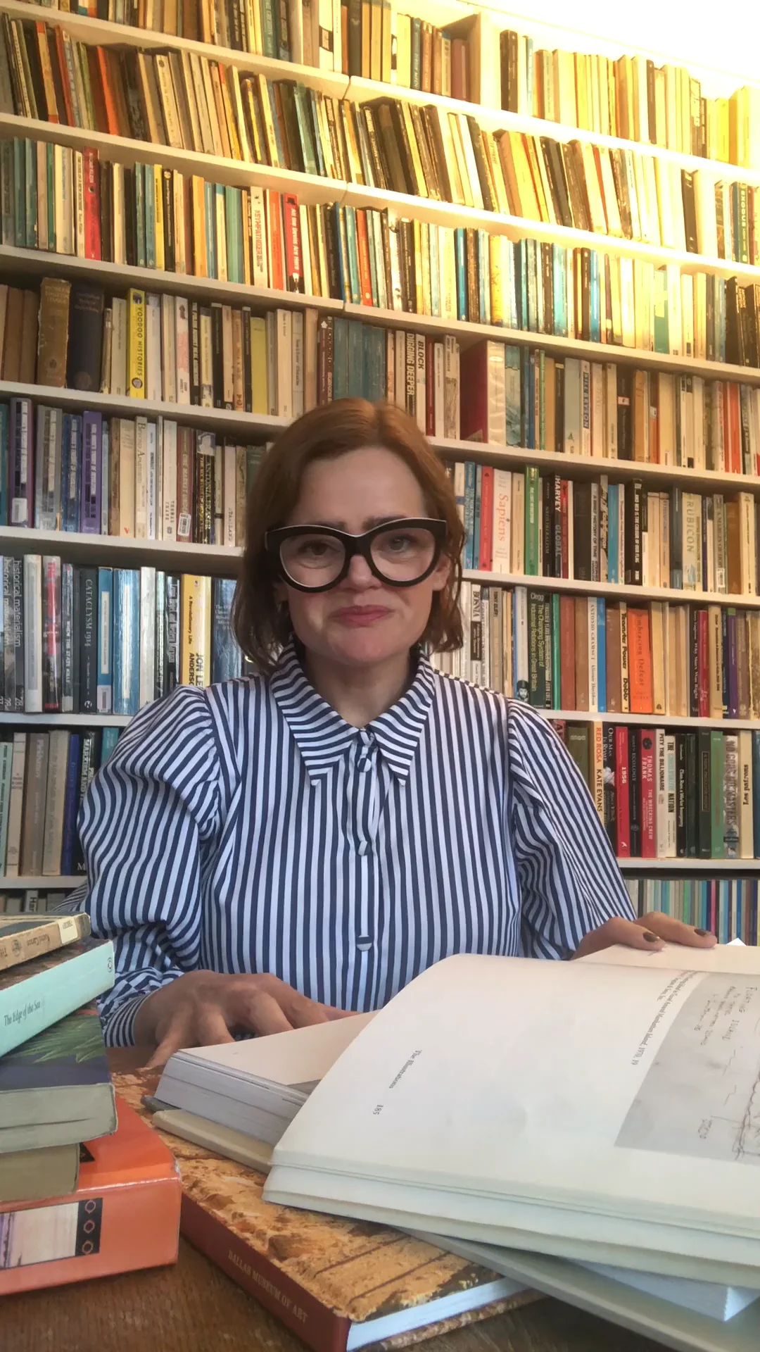 Lisa Le Feuvre Introducing "Mangrove Ring" by Nancy Holt on Vimeo